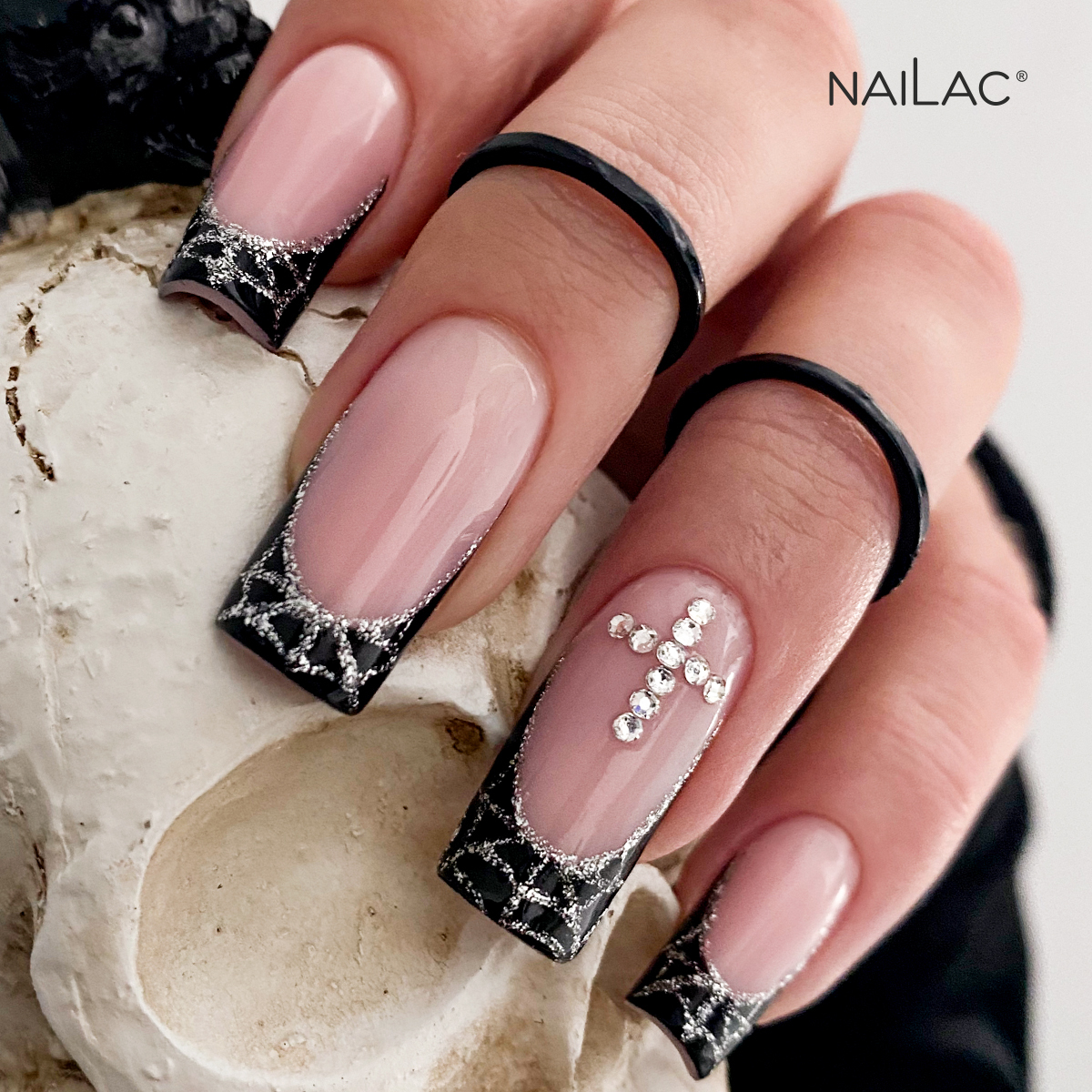 Paznokcie na Halloween – najmodniejsze inspiracje | Blog NaiLac - NaiLac